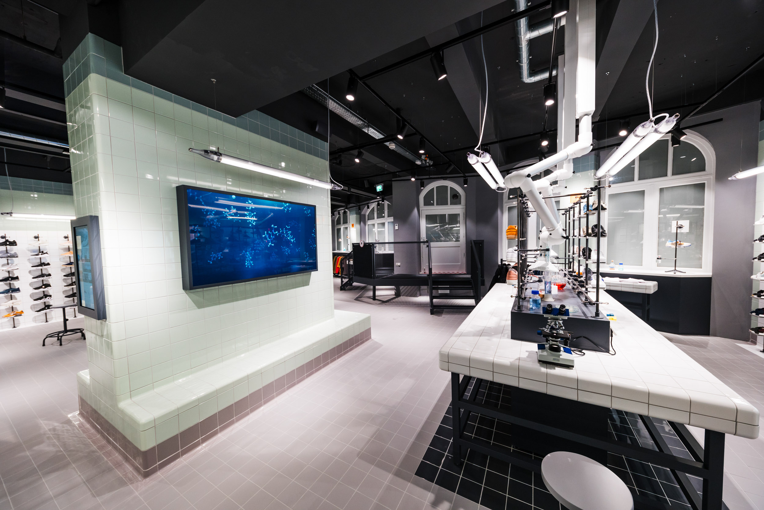 ᐅ Einblick in den neuen Solebox Amsterdam Store - #SNKR